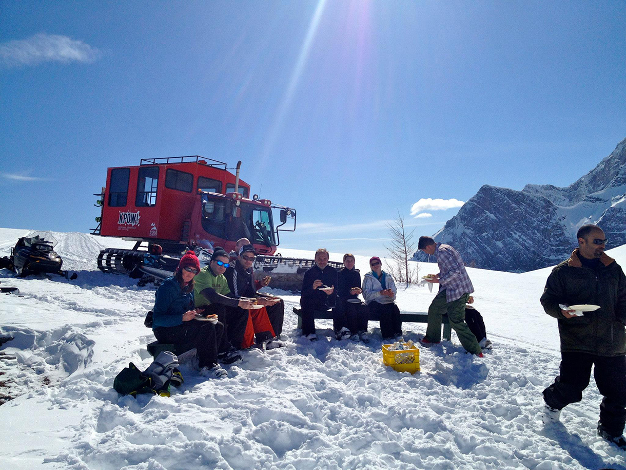 Fortress: Exklusives Catski-Abenteuer – Ski Kanada